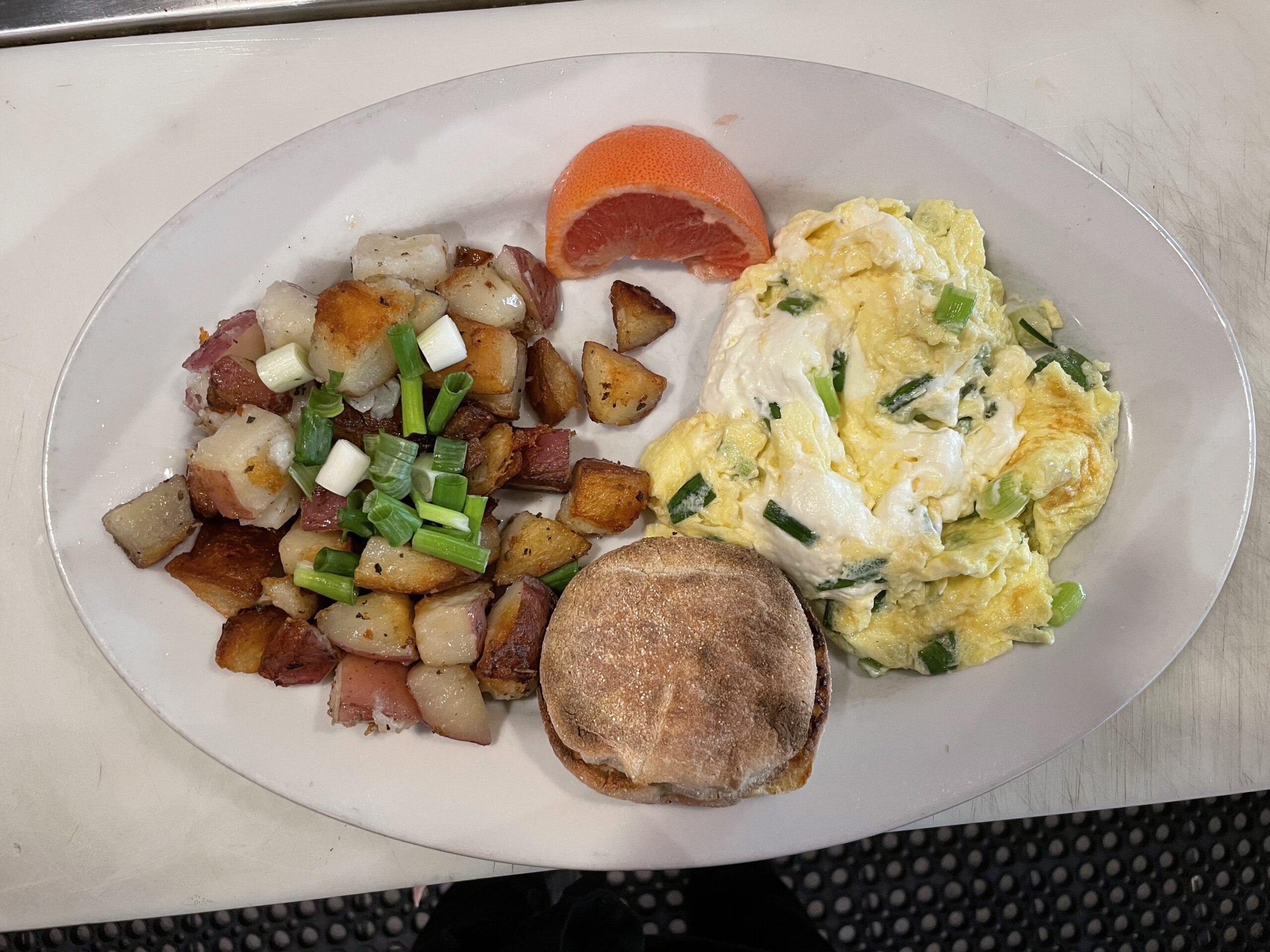 Scrambled Eggs with scallions and cream cheese - Mo's Grill